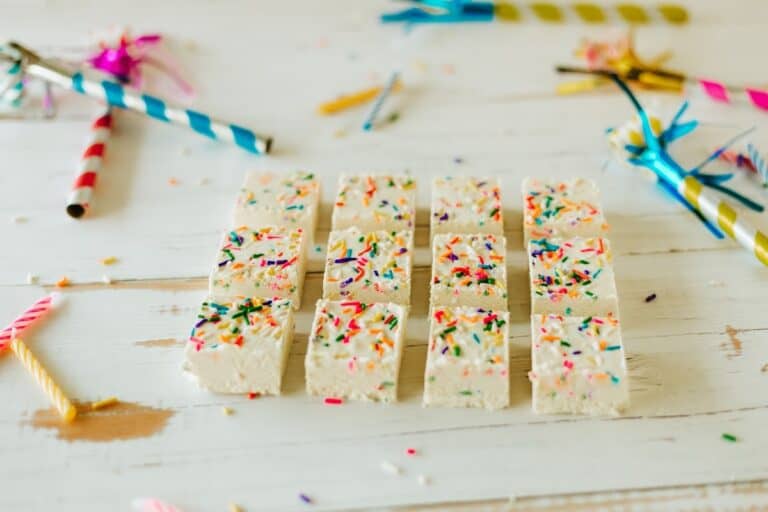 Easy Birthday Cake Fudge - Lovely Munchies
