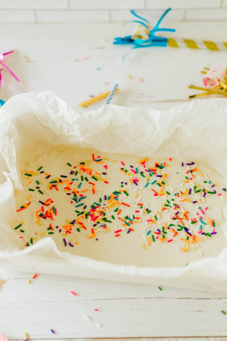Easy Birthday Cake Fudge - Lovely Munchies