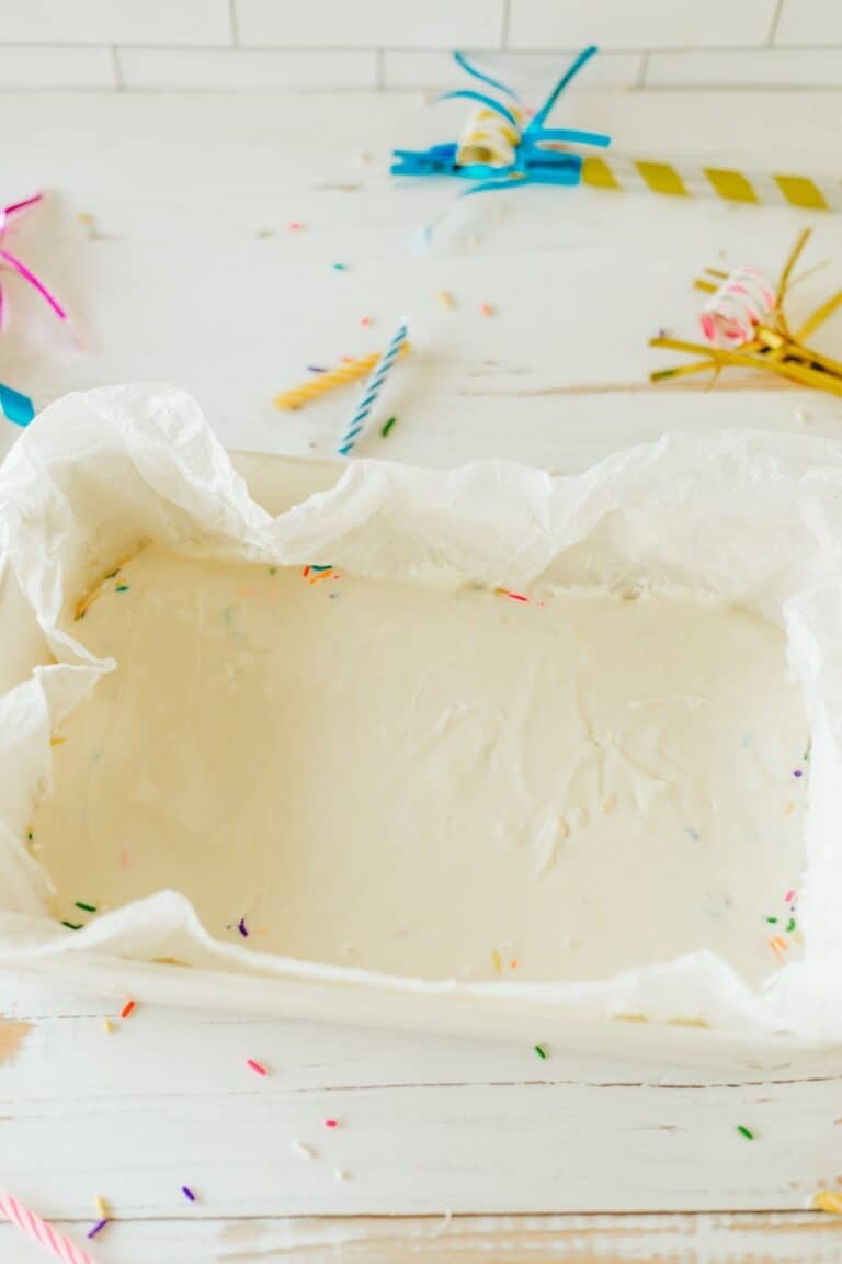 Easy Birthday Cake Fudge - Lovely Munchies