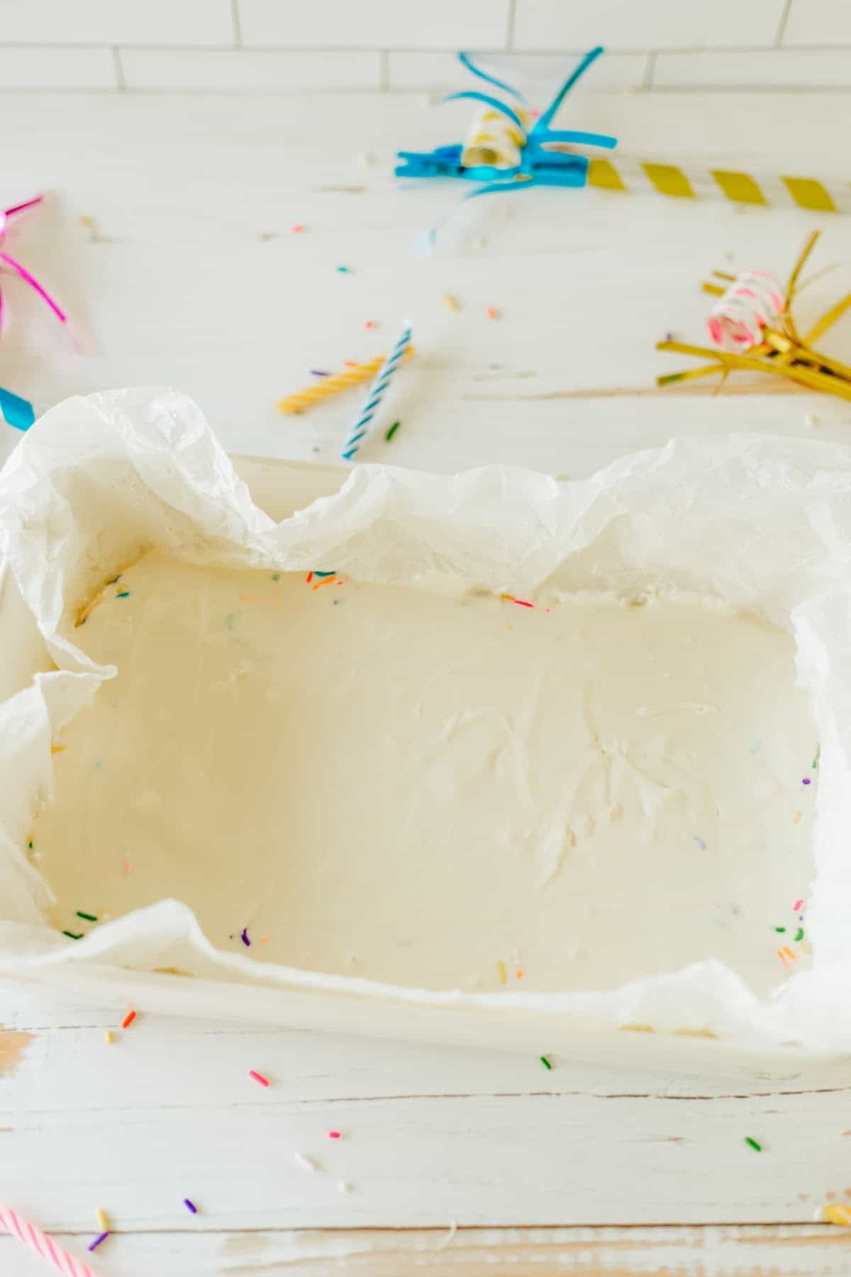 Easy Birthday Cake Fudge - Lovely Munchies