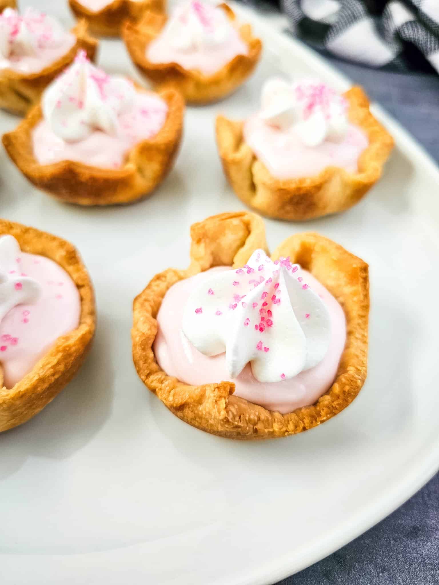 Pink Lemonade Pie Bites - Lovely Munchies